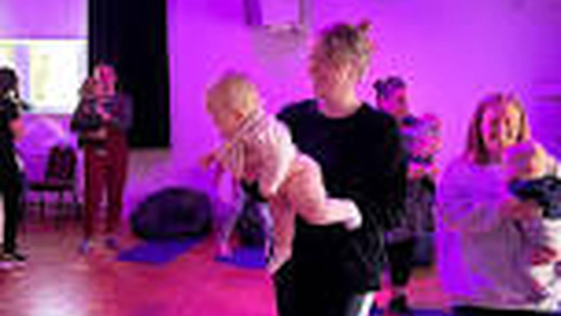 Ally Bally Boogie Baby | Hoop